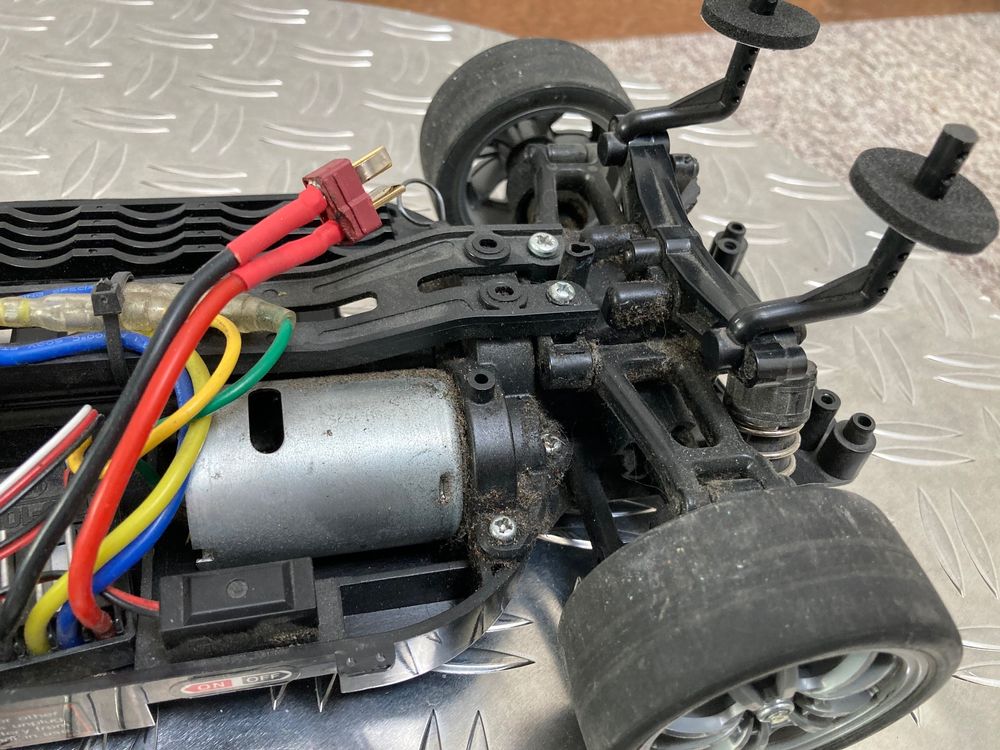 Tamiya TT-01 Chassis mit komplett-Radsatz & Regler (gebr.) (Gebraucht ...
