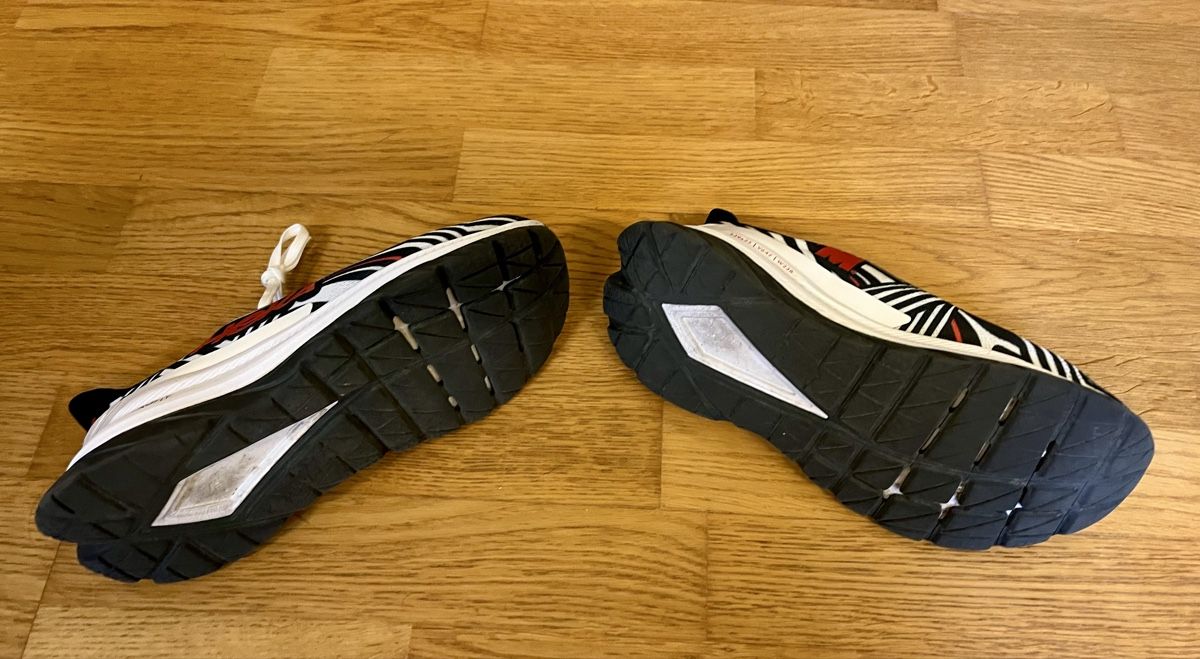 HOKA MACH 4 Ironman size 42, ca 20km use (basically new) (Gebraucht) in ...