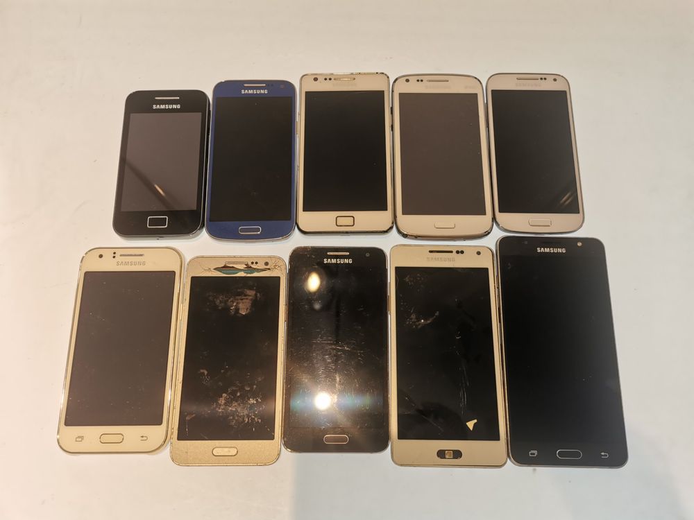 Natels samsungs défectueux dès 1.- (Defekt) in Lausanne für CHF 21 ...