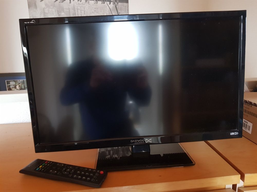Téléviseur Daewoo Full HD avec lecteur DVD intégré DW2499 (D'occasion ...