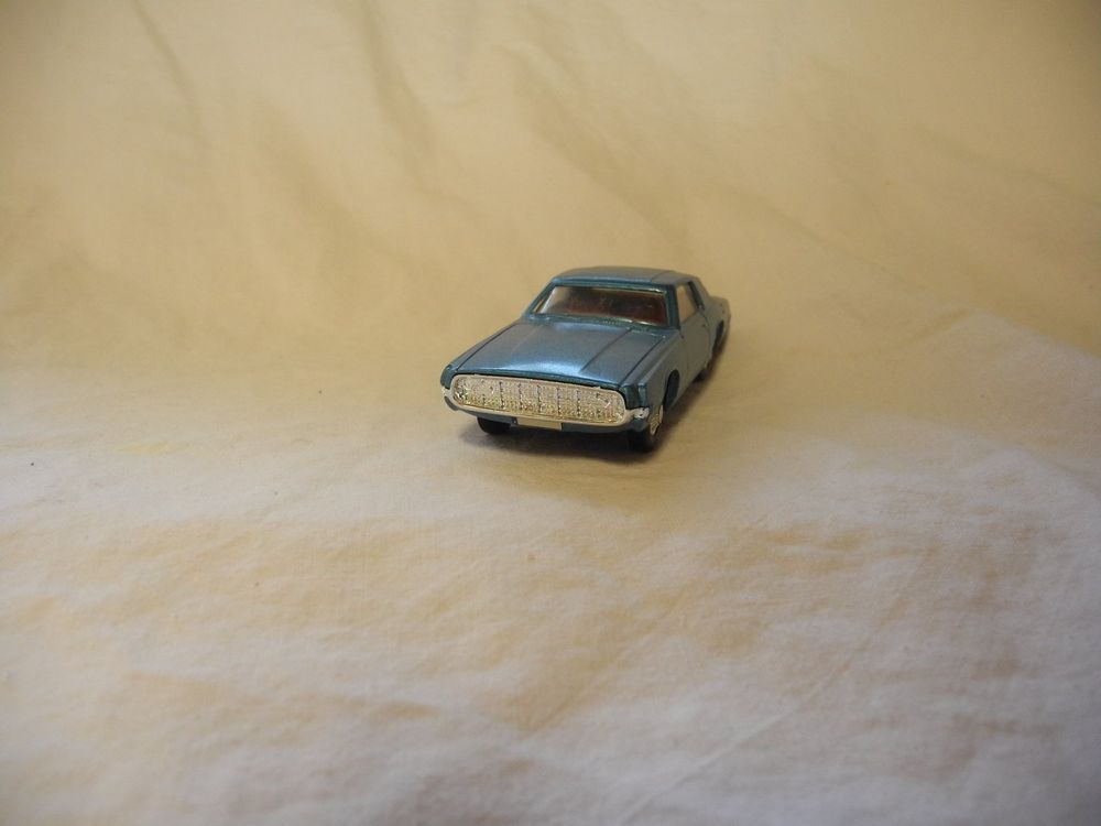 DINKY TOYS NR, 1419 FORD THUNDERBIRD RESTAURIERT | Kaufen auf Ricardo