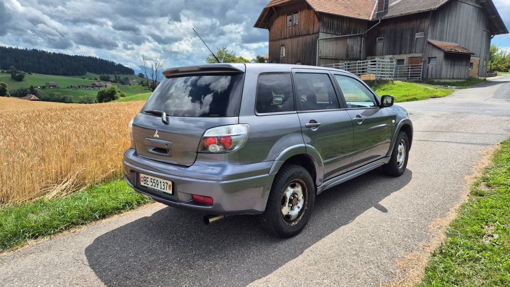 Mitsubishi Outlander 2.0 Turbo 4x4 mit MFK (Gebraucht) in Oberthal für ...