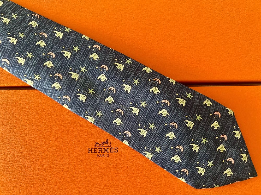 Cravate HERMES-Paris „Fish & Moon“ - avec box original (Neuf (Voir ...
