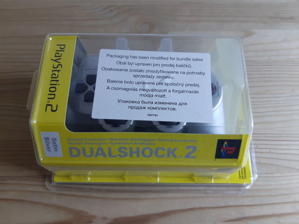 Original Sony PS2 Dualshock 2 Controller Silber NEU + OVP (Neu und ...