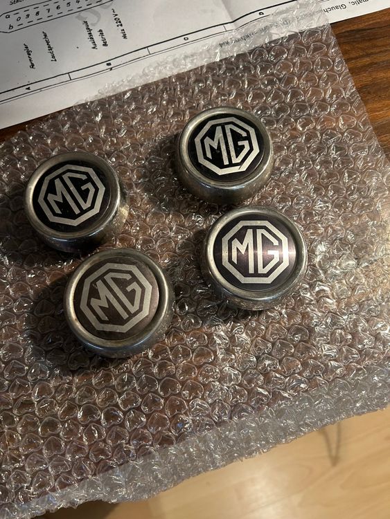 4 MGB & MGBGT Rostyle Wheel Caps Center vom Brockicenter (Gebraucht) in ...