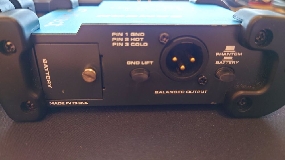 2x Aktive DI Box, BSS AR-133 und Samson SD100 (D'occasion) à pour CHF ...