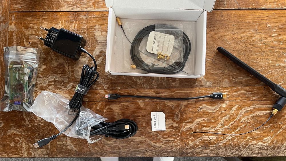 Raspberry Pi Zero W + Waveshare SIM7600G-H 4G/LTE Modul (Gebraucht) in ...