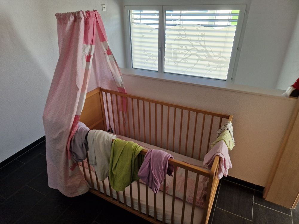 Baby-/Kleinkinderbett 1.45x0.75x0.82m, Höhenverstellbar | Kaufen auf ...