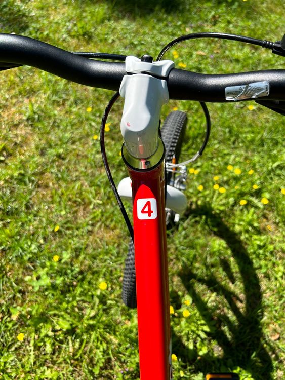 Woom 4 - Kinderfahrrad 20" – Woom Red | Kaufen auf Ricardo