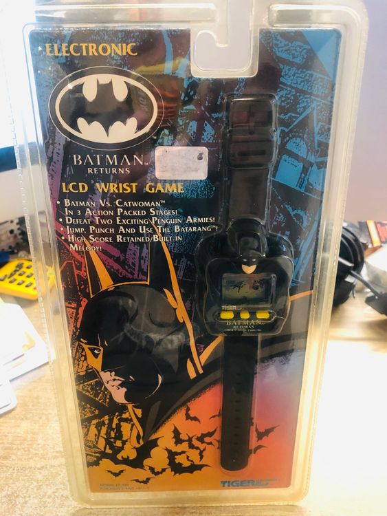 Vintage 1992 Batman Returns Tiger LCD Wrist Game | Kaufen auf Ricardo