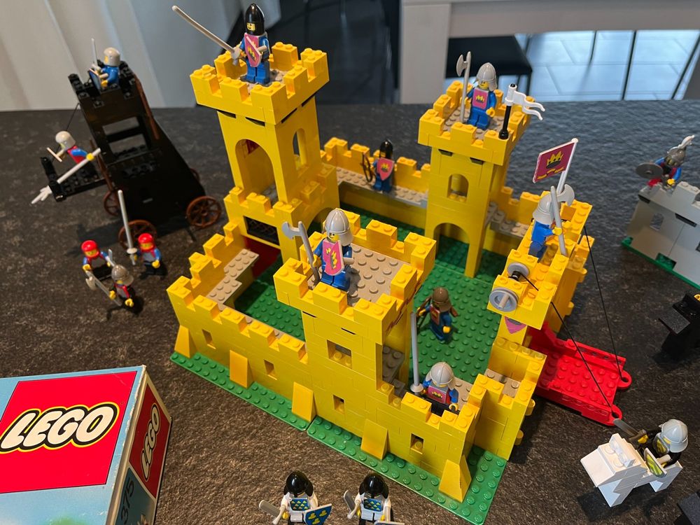 Lego Ritterburg 375 und Belagerungsturm 6061 | Kaufen auf Ricardo
