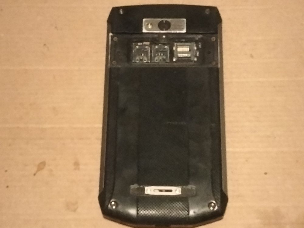 Android Outdoor Handy Dual Sim: IP-68 defekt, reagiert nicht (Defekt ...