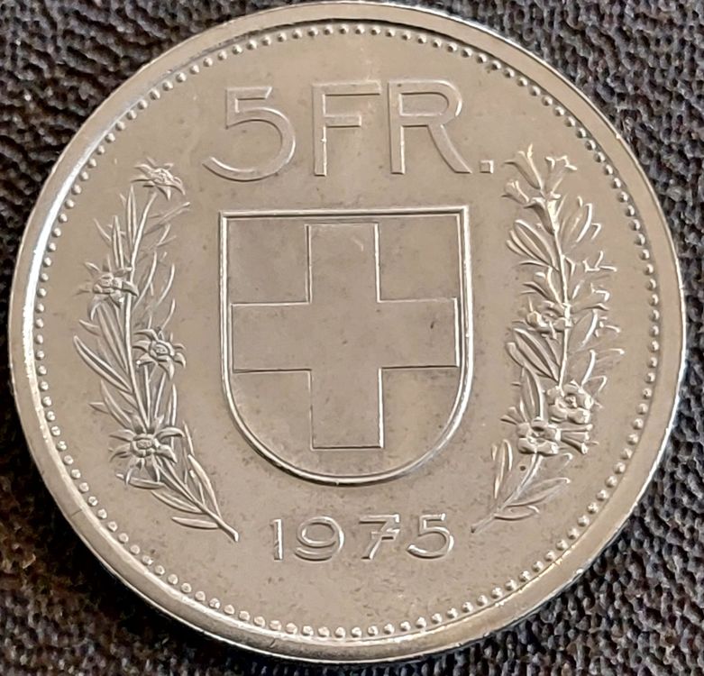 5 Franken 1975 stgl. / aus Münzsatz (Neu (gemäss Beschreibung)) in Arch für CHF 22 – mit ...