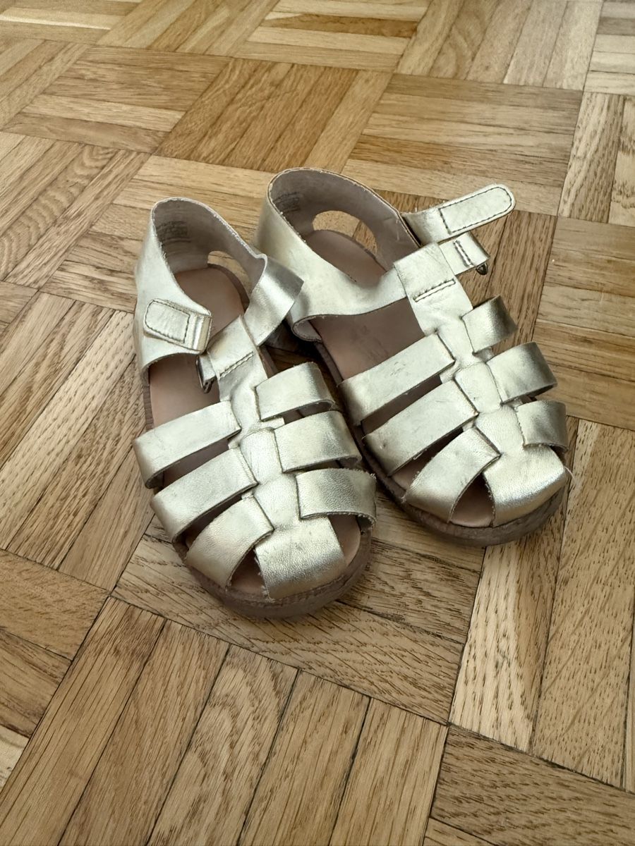 Zara Kindersandalen, Gold, Grösse 25 — Top Zustand! (Gebraucht) in ...