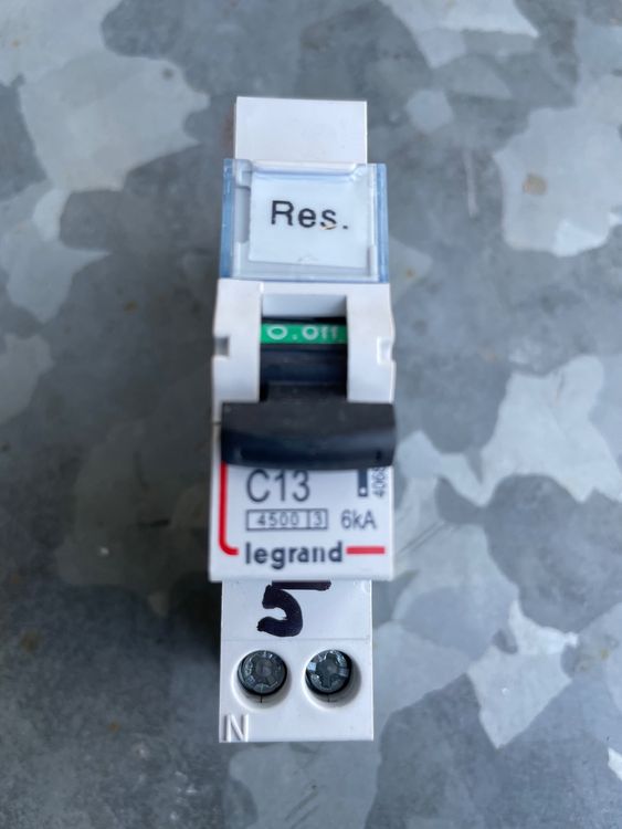 Legrand LSC 13A LN DX3 (Gebraucht) in Grossaffoltern für CHF 1 – mit ...