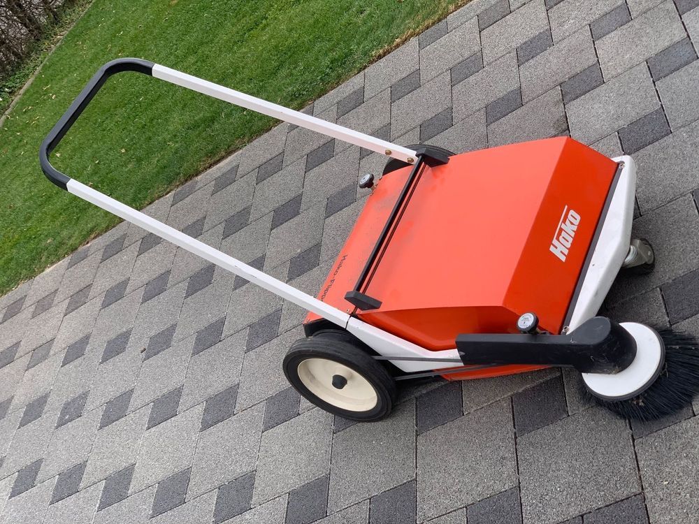 Kehrmaschine Hako Flipper (Gebraucht) in Schöftland für CHF 109 – nur ...