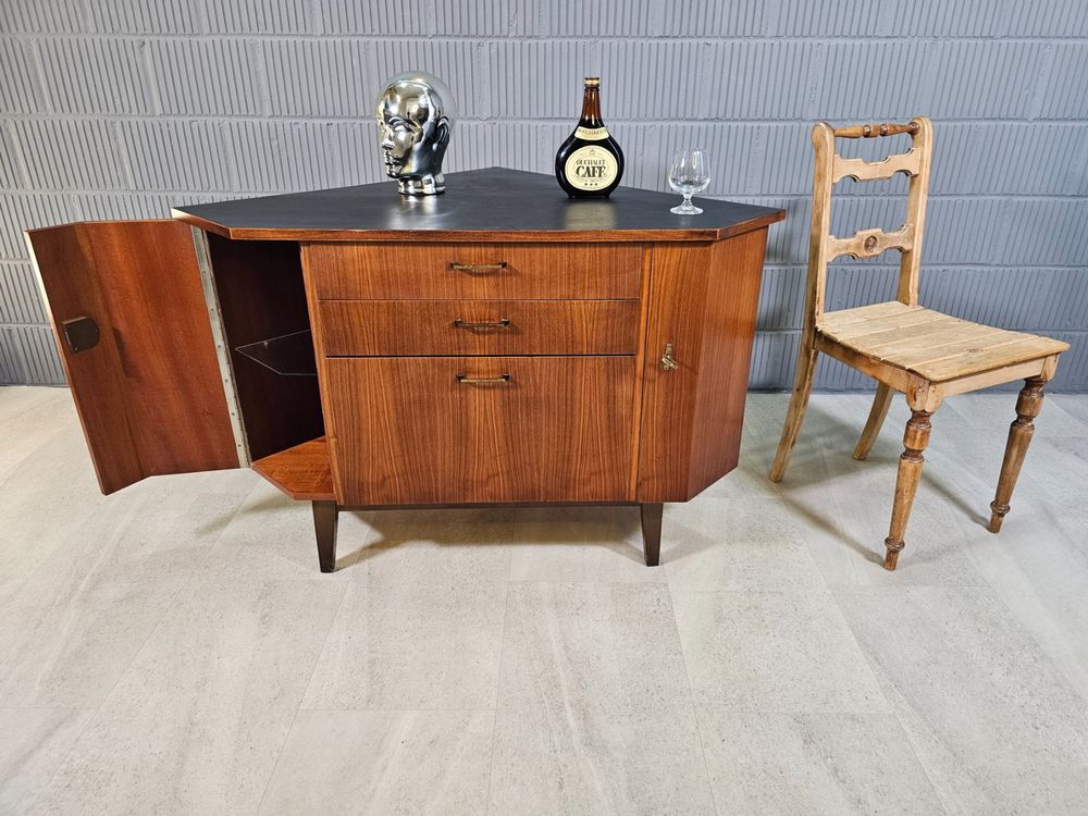 1970s Home Bar, Hausbar, Eckmöbel Barmöbel schliessbar (Gebraucht) in ...