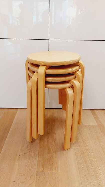 Design Hocker stapelbar (Stil Ikea Frosta Artek Aalto) (Gebraucht) in Zürich für CHF 221 – nur ...