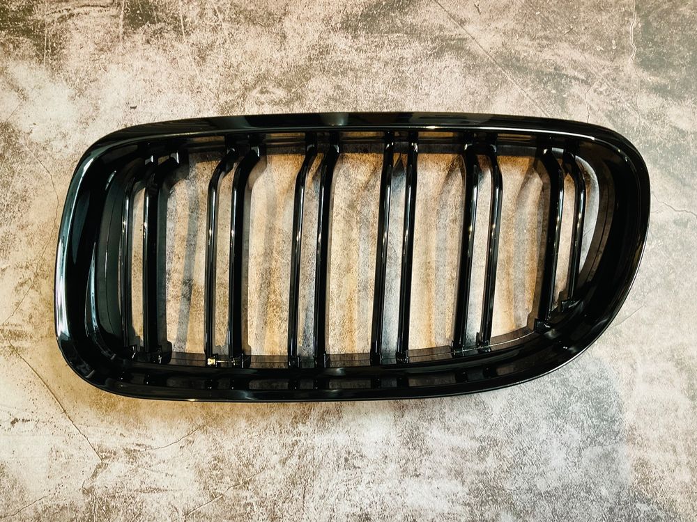 BMW E90 E91 Niere M Doppelspeichen Kühlergrill für 3 LCI (Neu und originalverpackt) in Solothurn ...