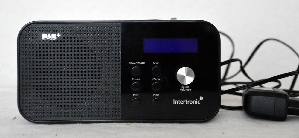 Radio Intertronic DAB+ (Gebraucht) in Collonges für CHF 28 – mit ...
