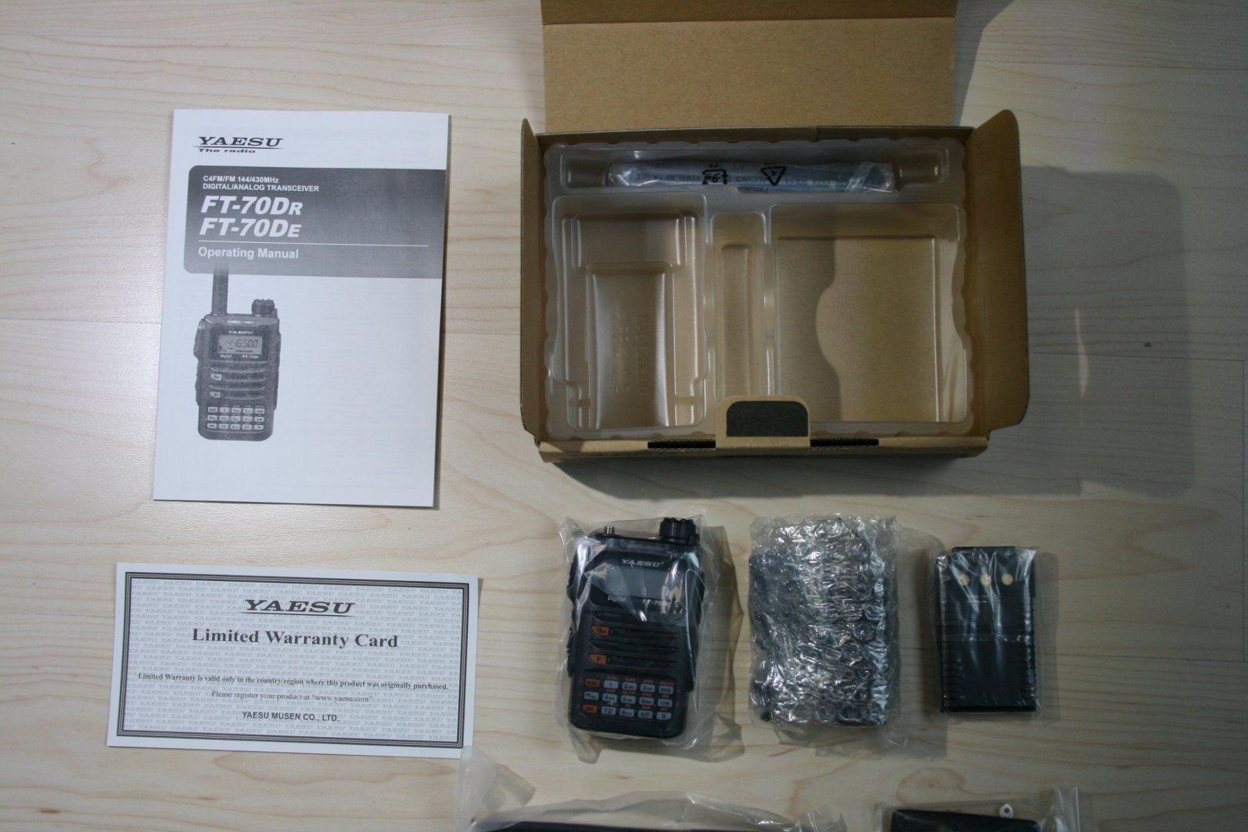 Yaesu FT-70 DE, Digital/Analog Transceiver, Amateurfunk (Neu und ...