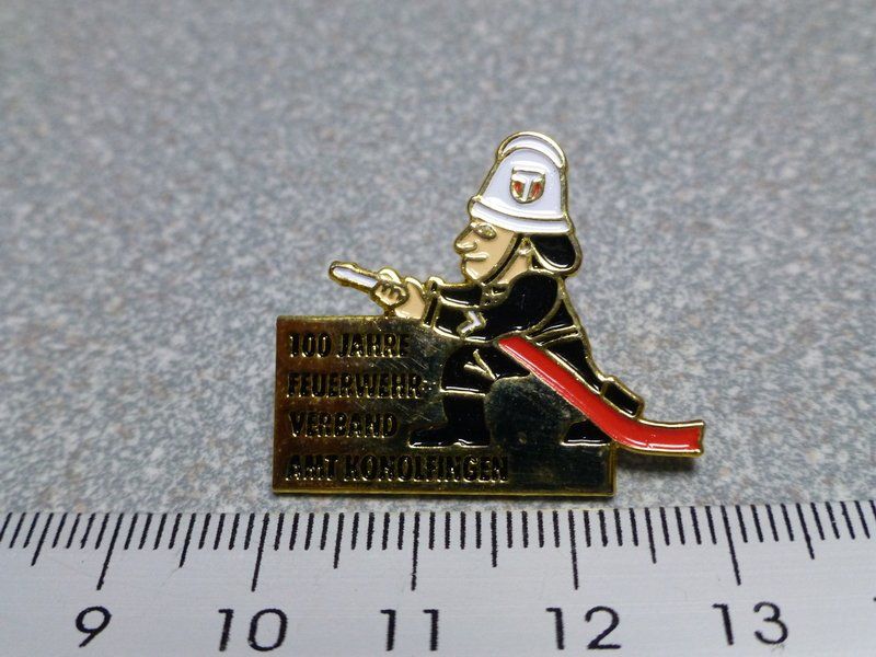 PIN PINS FEUERWEHR FIREFIGHTER (Gebraucht) in Gränichen für CHF 4 – mit ...