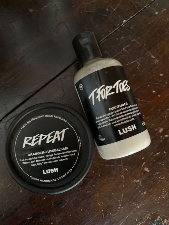 LUSH Fussbalsam Repeat und Puder T For-Toes (Gebraucht) in ...