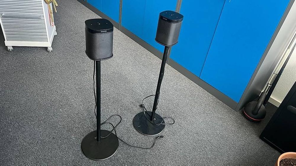 Sonos One SL Lautsprecher mit Standfuss (Gebraucht) in Basel für CHF ...