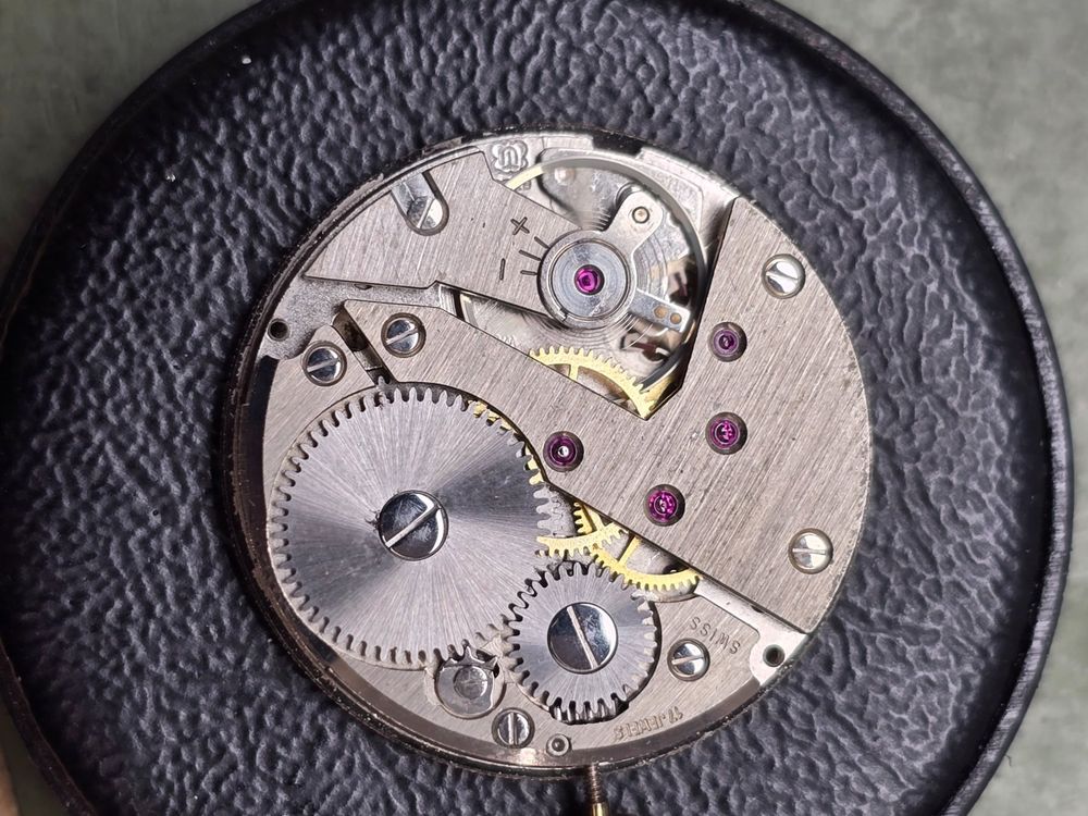 Mouvement Unitas 6325 (D'occasion) à Tramelan pour CHF 30 – avec livraison | Acheter sur Ricardo