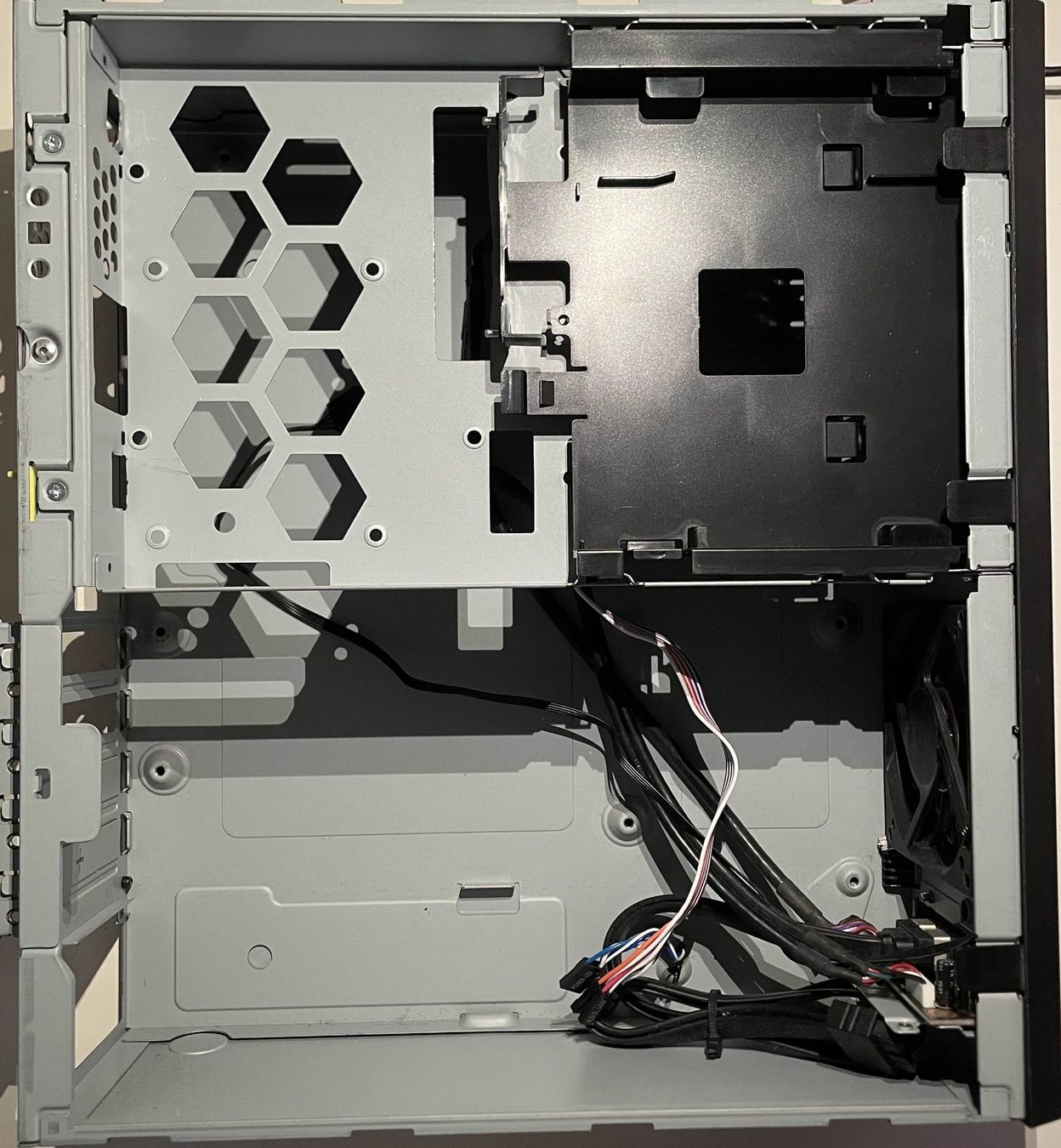 Boîtier PC In Win CJ708 mATX (modifié) (D'occasion) à La Croix (Lutry ...