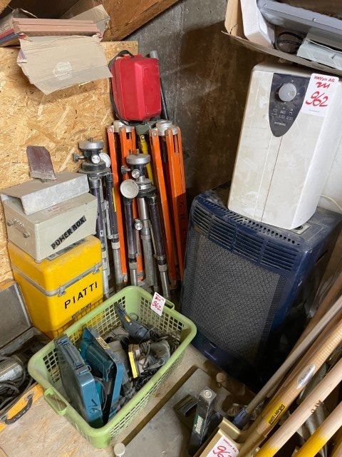 alte Geräte, Stative, etc. (Lot 962) Standort 8305 Dietlikon | Kaufen ...