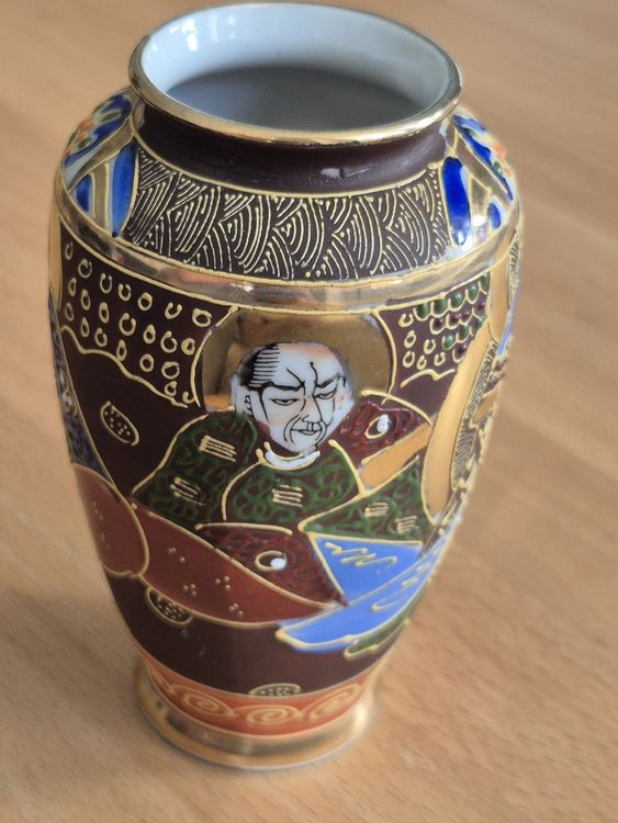 Japan Vase – Satsuma Moriage – Handbemalt & Vergoldet (Gebraucht) in ...