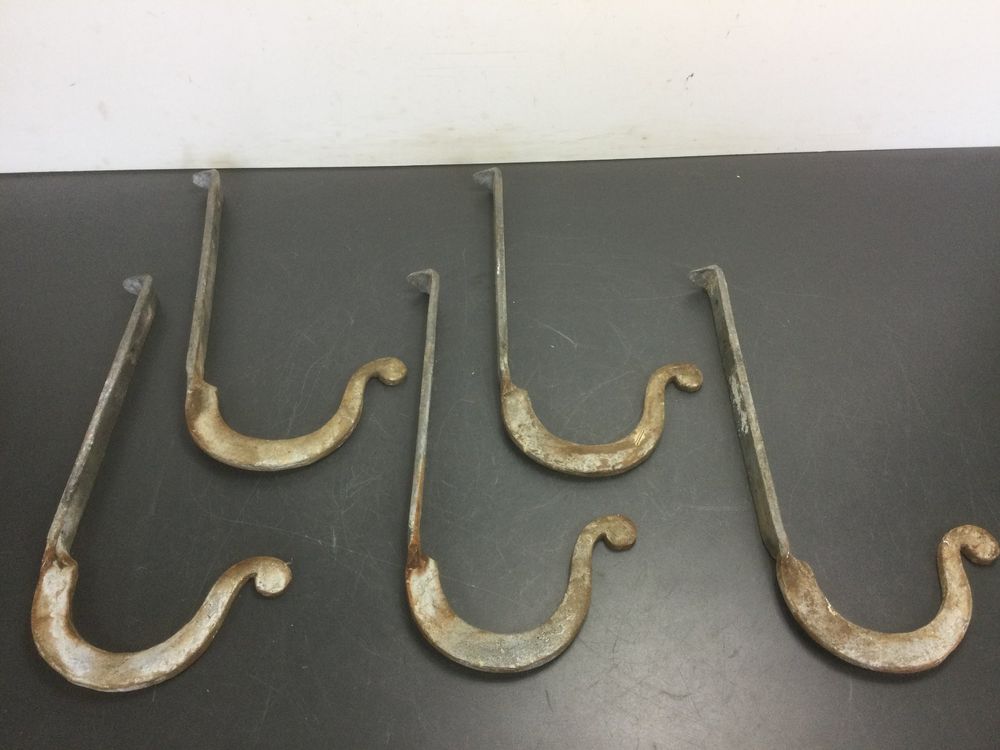 Schöne geschmiedete Halter für Rundholz Schneefänger (Gebraucht) in ...