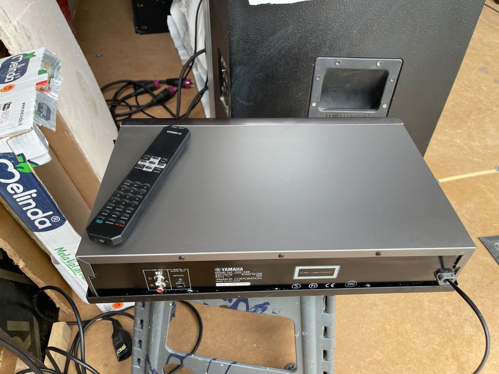 Yamaha CDX-396 CD-Player mit Fernbedienung | Kaufen auf Ricardo