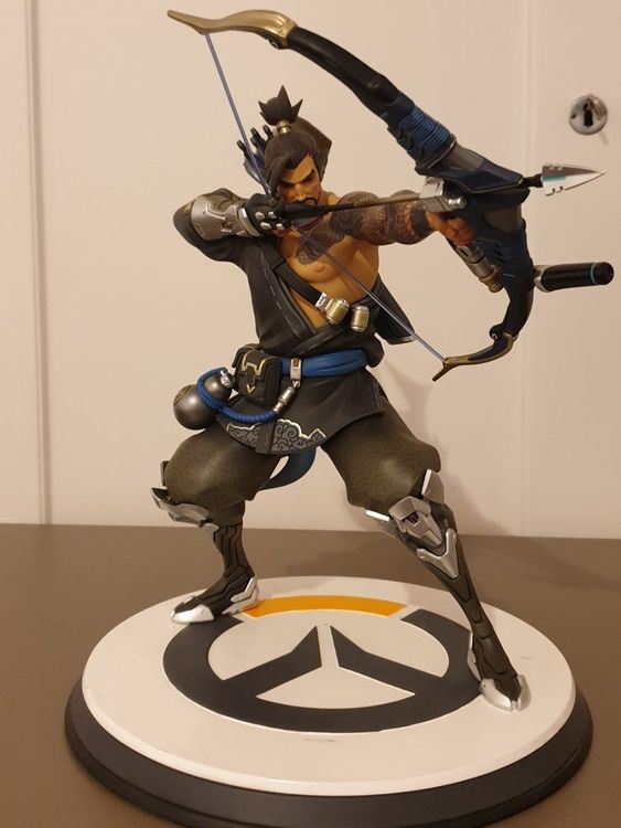 Overwatch Hanzo Statue (Gebraucht) in Zürich für CHF 150 – nur Abholung ...