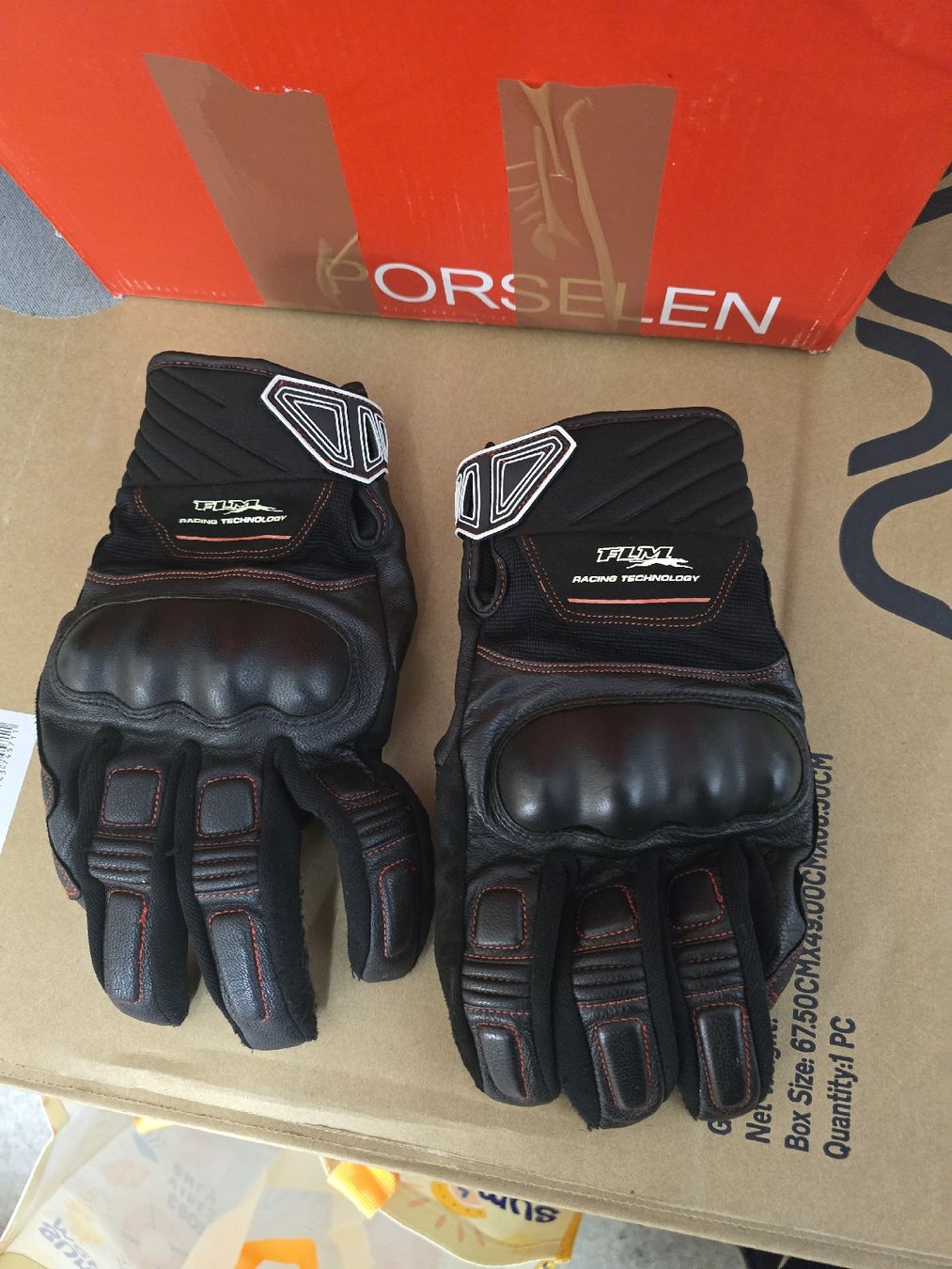 Gants moto, XL, protection maximale, parfait état! (D'occasion) à ...