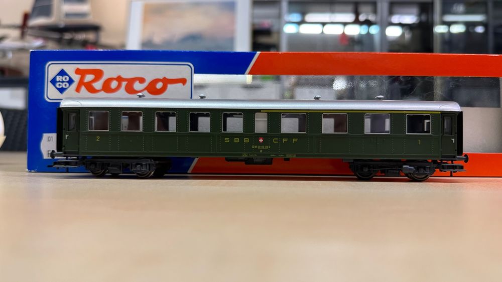 2er set Roco Personenwagen/Postwagen (Gebraucht) in Hombrechtikon für CHF 34 – mit Lieferung auf ...