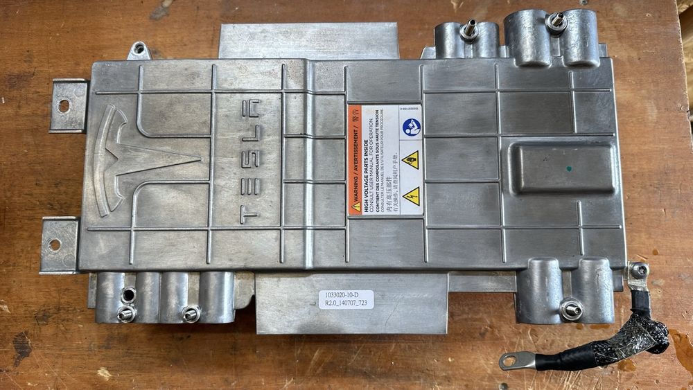 Tesla Model S HVJB High Voltage Junction Box 3-phasig(2014) (Defekt) in ...