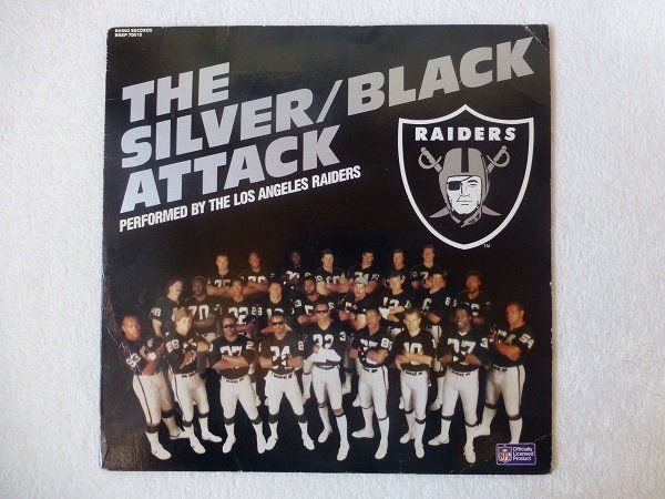 Silver/Black Attack Los Angeles Raiders (Gebraucht) in Magden für CHF ...