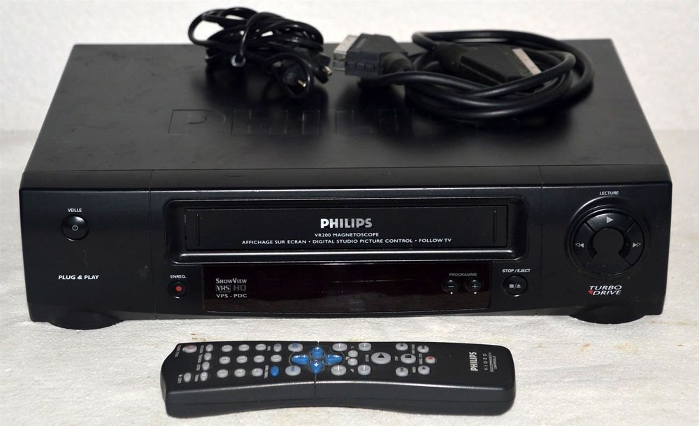 Videorecorder / magnétoscope VHS Philips VR200A (Gebraucht) in Collonges für CHF 100 – mit ...