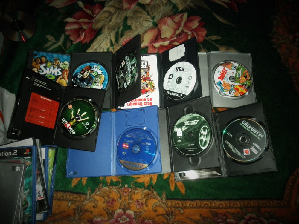 PlayStation 2, und DVD CD Player ca 29 stück (Gebraucht) in Wittenbach ...