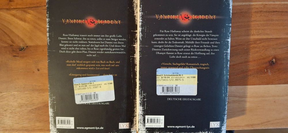 Vampire Academy band 1-6 (Gebraucht) in Zollikofen für CHF 1 – nur ...
