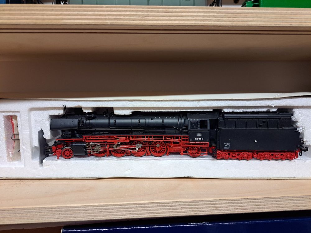 Roco DB 042 (Neu (gemäss Beschreibung)) in Rudolfstetten für CHF 50 ...