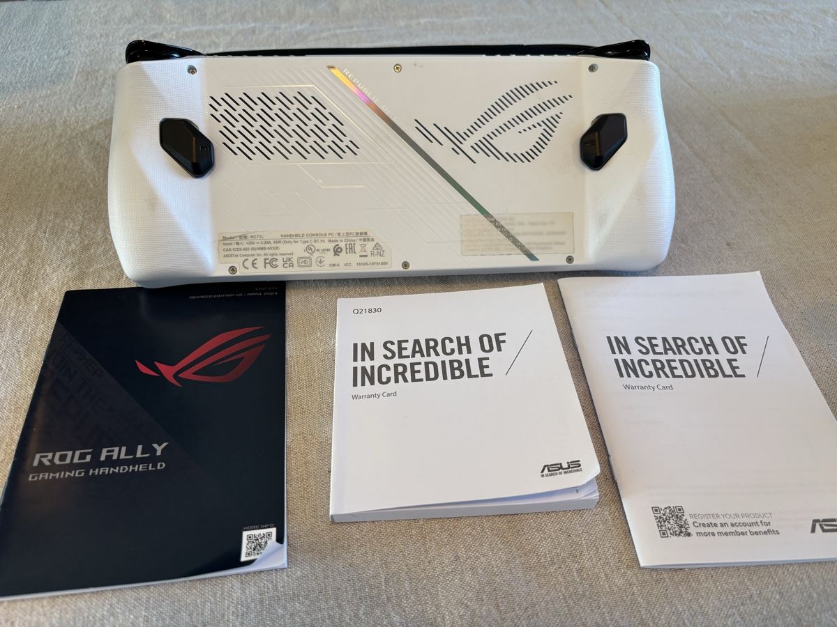 ASUS ROG Ally RC71L-NH001W inkl. Original-Hülle (Gebraucht) in Zürich ...