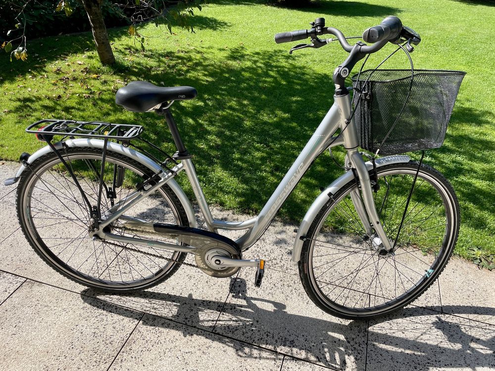 Elegantes Fahrrad Gebraucht Bremen Bilder