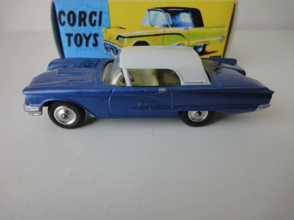 Corgi Toys - Ford Thunderbird, blau (214) | Kaufen auf Ricardo