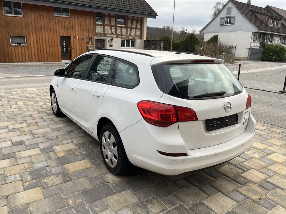 Wunderbar Opel Astra J Kombi Ebenbild