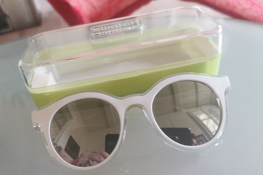 SWATCH EYES Sonnenbrille (Gebraucht) in Niederönz für CHF 20 – mit ...