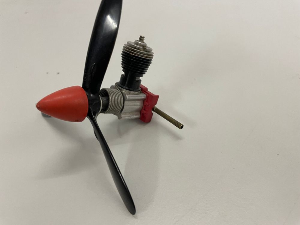 moteur rc cox et frog (D'occasion) à La Croix (Lutry) pour CHF 41 ...