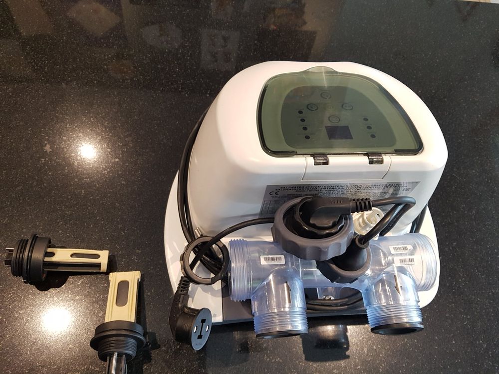 Pooltechnik für ca. 10'000Liter Pool (Gebraucht) in für CHF 121 – nur ...